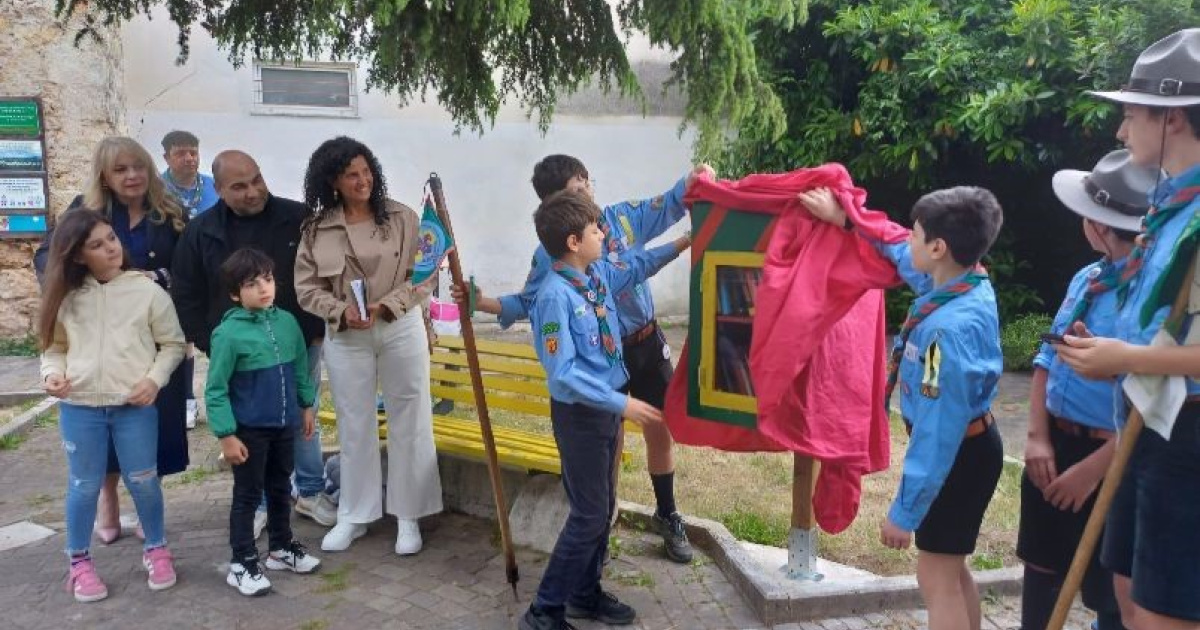 ROCCASECCA - PORTARE O PRENDERE UN LIBRO